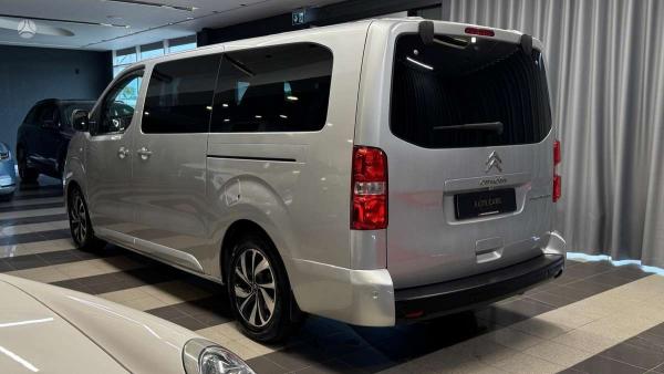 White Citroen Jumpy 2019 in Riga, with an engine capacity of 2.00 L and mileage of 126 thousand km for 25490 €, photo 6 on AUTOMOTO.COM.LV