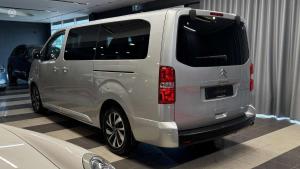 White Citroen Jumpy 2019 in Riga, with an engine capacity of 2.00 L and mileage of 126 thousand km for 25490 €, photo 7 on AUTOMOTO.COM.LV