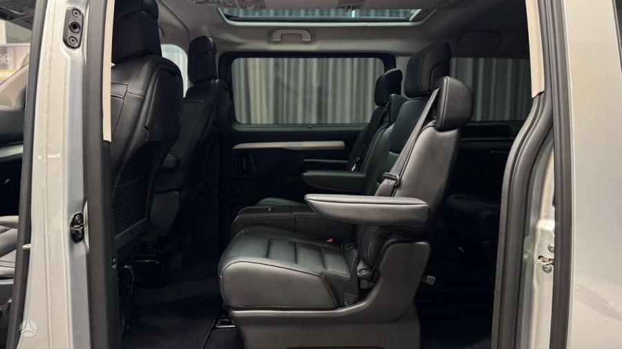 White Citroen Jumpy 2019 in Riga, with an engine capacity of 2.00 L and mileage of 126 thousand km for 25490 €, photo 23 on AUTOMOTO.COM.LV