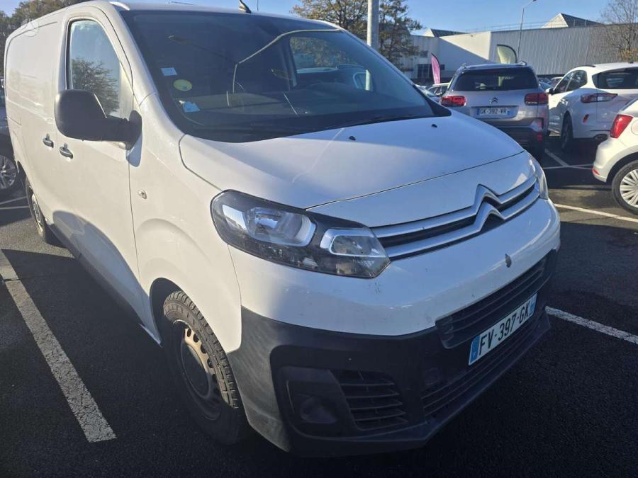 White Citroen Jumpy 2020 in Taurage, with an engine capacity of 2.00 L and mileage of 219 thousand km for 8900 €, photo 1 on AUTOMOTO.COM.LV