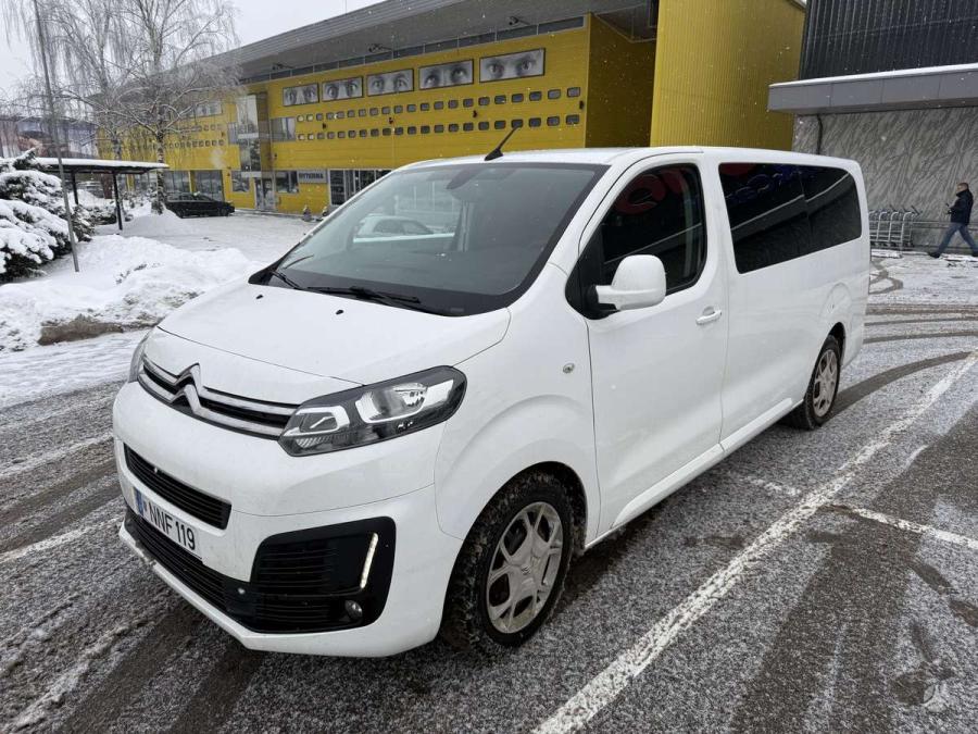 White Citroen Jumpy 2020 in Kaunas, with an engine capacity of 2.00 L and mileage of 177 thousand km for 18500 €, photo 1 on AUTOMOTO.COM.LV