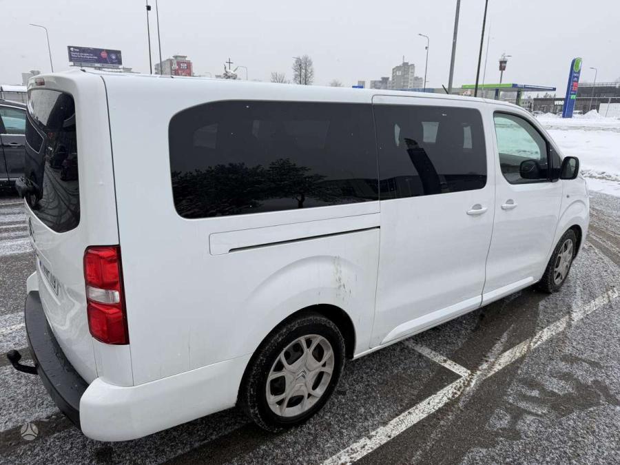 White Citroen Jumpy 2020 in Kaunas, with an engine capacity of 2.00 L and mileage of 177 thousand km for 18500 €, photo 4 on AUTOMOTO.COM.LV