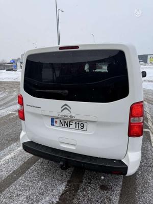 White Citroen Jumpy 2020 in Kaunas, with an engine capacity of 2.00 L and mileage of 177 thousand km for 18500 €, photo 5 on AUTOMOTO.COM.LV