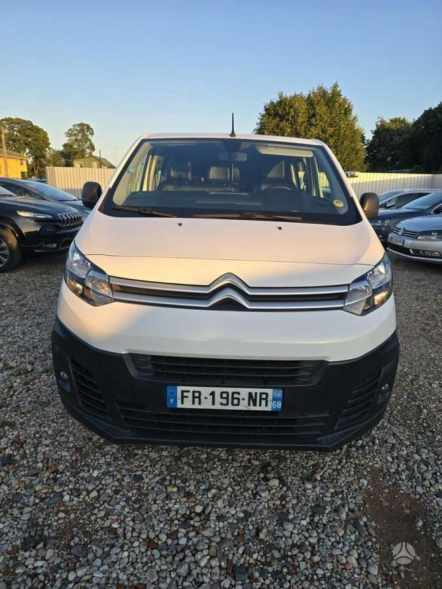 White Citroen Jumpy 2020 in Taurage, with an engine capacity of 2.00 L and mileage of 275 thousand km for 10500 €, photo 1 on AUTOMOTO.COM.LV