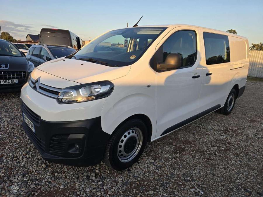White Citroen Jumpy 2020 in Taurage, with an engine capacity of 2.00 L and mileage of 275 thousand km for 10500 €, photo 3 on AUTOMOTO.COM.LV