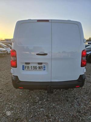 White Citroen Jumpy 2020 in Taurage, with an engine capacity of 2.00 L and mileage of 275 thousand km for 10500 €, photo 6 on AUTOMOTO.COM.LV