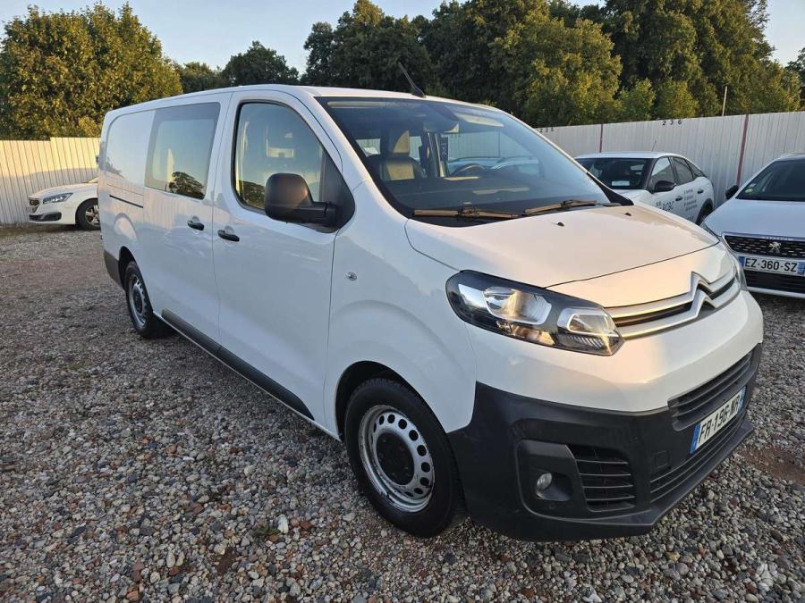 White Citroen Jumpy 2020 in Taurage, with an engine capacity of 2.00 L and mileage of 275 thousand km for 10500 €, photo 9 on AUTOMOTO.COM.LV
