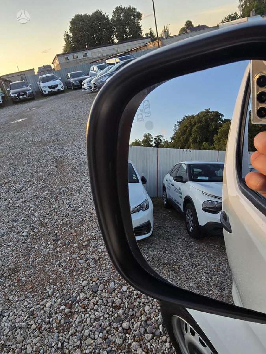 White Citroen Jumpy 2020 in Taurage, with an engine capacity of 2.00 L and mileage of 275 thousand km for 10500 €, photo 14 on AUTOMOTO.COM.LV