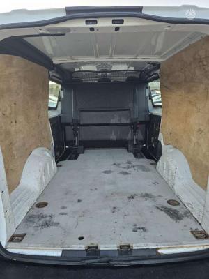 White Citroen Jumpy 2020 in Taurage, with an engine capacity of 2.00 L and mileage of 275 thousand km for 10500 €, photo 29 on AUTOMOTO.COM.LV