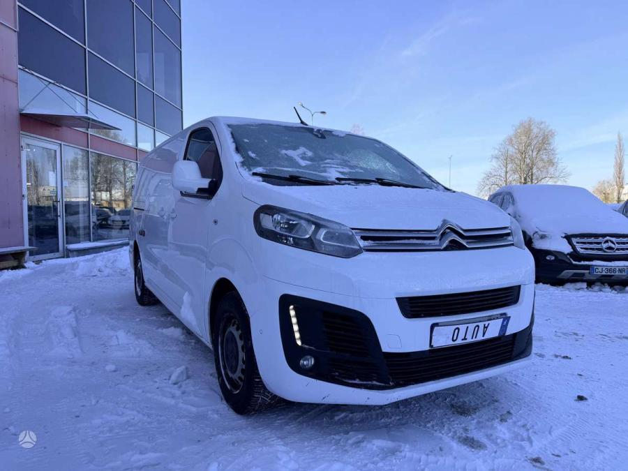 White Citroen Jumpy 2021 in Taurage, with an engine capacity of 2.00 L and mileage of 194 thousand km for 9999 €, photo 1 on AUTOMOTO.COM.LV