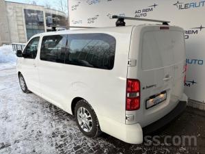White Citroen Jumpy 2022 in Riga, with an engine capacity of 2.00 L and mileage of 31 thousand km for 19500 €, photo 4 on AUTOMOTO.COM.LV