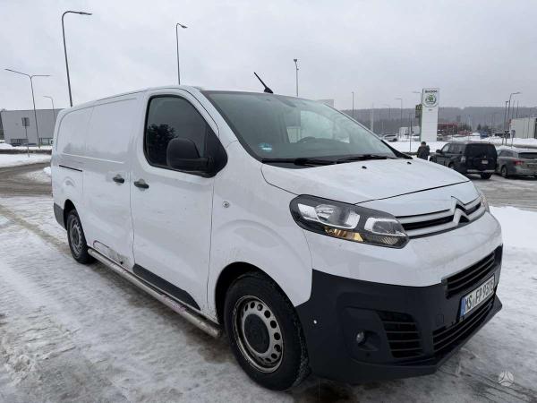 Balts Citroen Jumpy 2023 Viļņa, ar dzinēja tilpumu 0.00 L un nobraukumu 25 tūkst. km par 12700 €, foto 3 vietnē AUTOMOTO.COM.LV