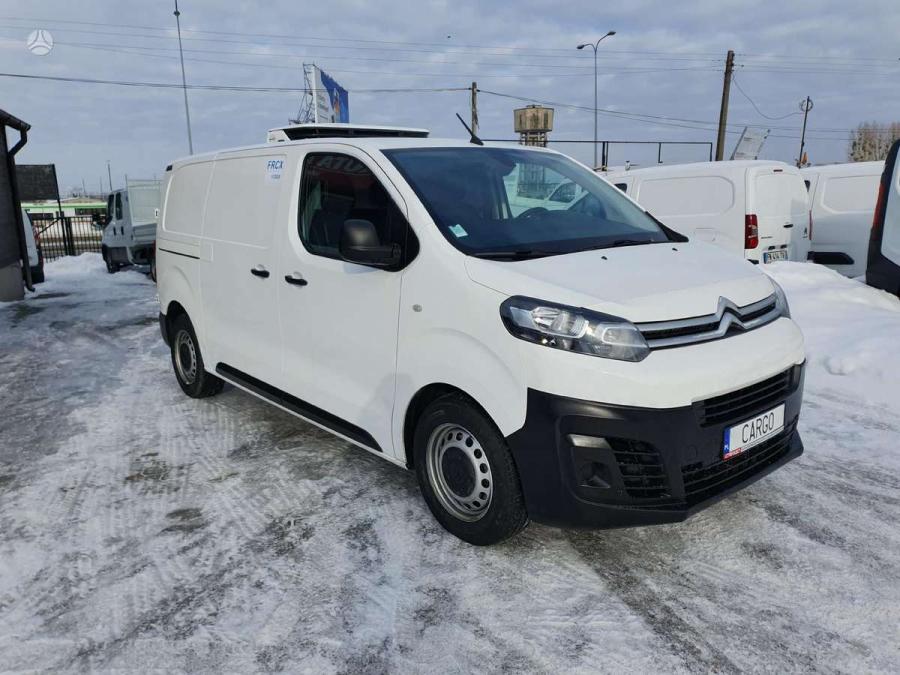 White Citroen Jumpy 2023 in Lazdijai, with an engine capacity of 2.00 L and mileage of 191 thousand km for 17850 €, photo 2 on AUTOMOTO.COM.LV