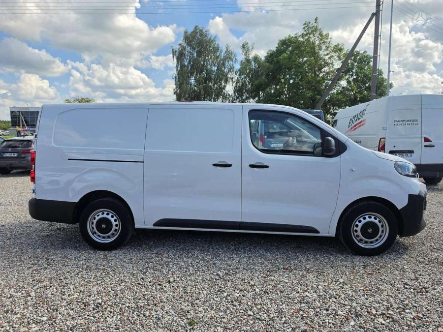 Balts Citroen Jumpy 2024 Tauragė, ar dzinēja tilpumu 2.00 L un nobraukumu 28 tūkst. km par 17900 €, foto 5 vietnē AUTOMOTO.COM.LV