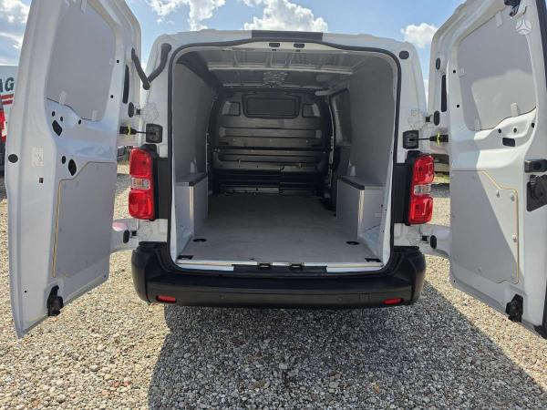 Balts Citroen Jumpy 2024 Tauragė, ar dzinēja tilpumu 2.00 L un nobraukumu 28 tūkst. km par 17900 €, foto 11 vietnē AUTOMOTO.COM.LV