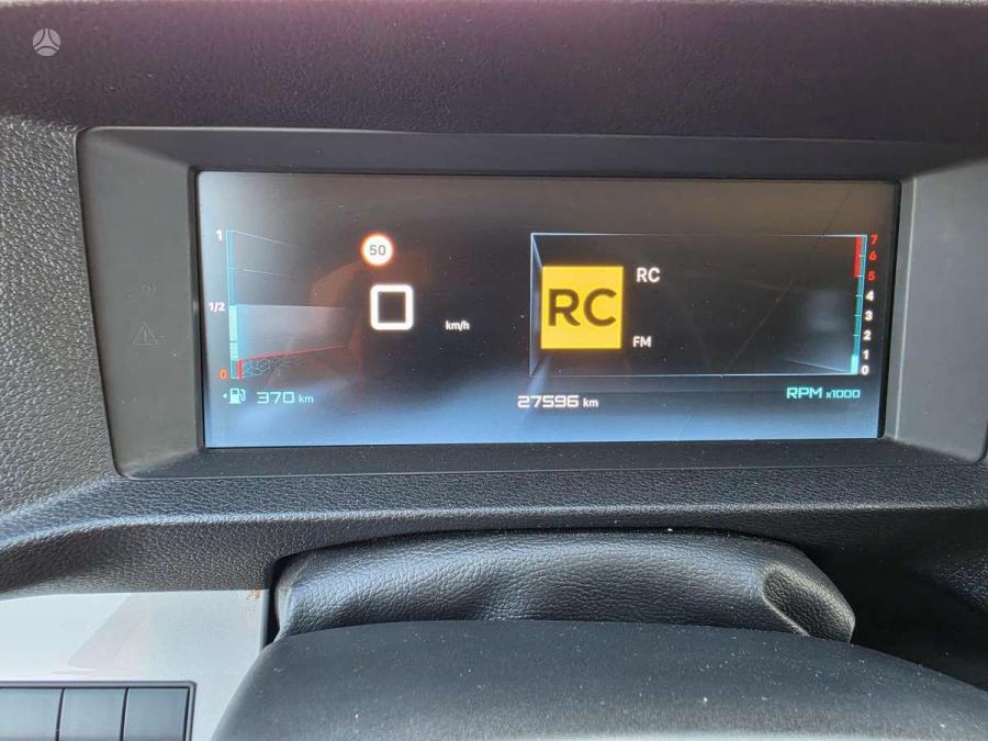 Balts Citroen Jumpy 2024 Tauragė, ar dzinēja tilpumu 2.00 L un nobraukumu 28 tūkst. km par 17900 €, foto 22 vietnē AUTOMOTO.COM.LV