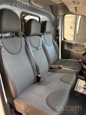 Balts Citroen Jumpy 2008 Liepāja, ar dzinēja tilpumu 2.00 L un nobraukumu 260 tūkst. km par 4000 €, foto 18 vietnē AUTOMOTO.COM.LV