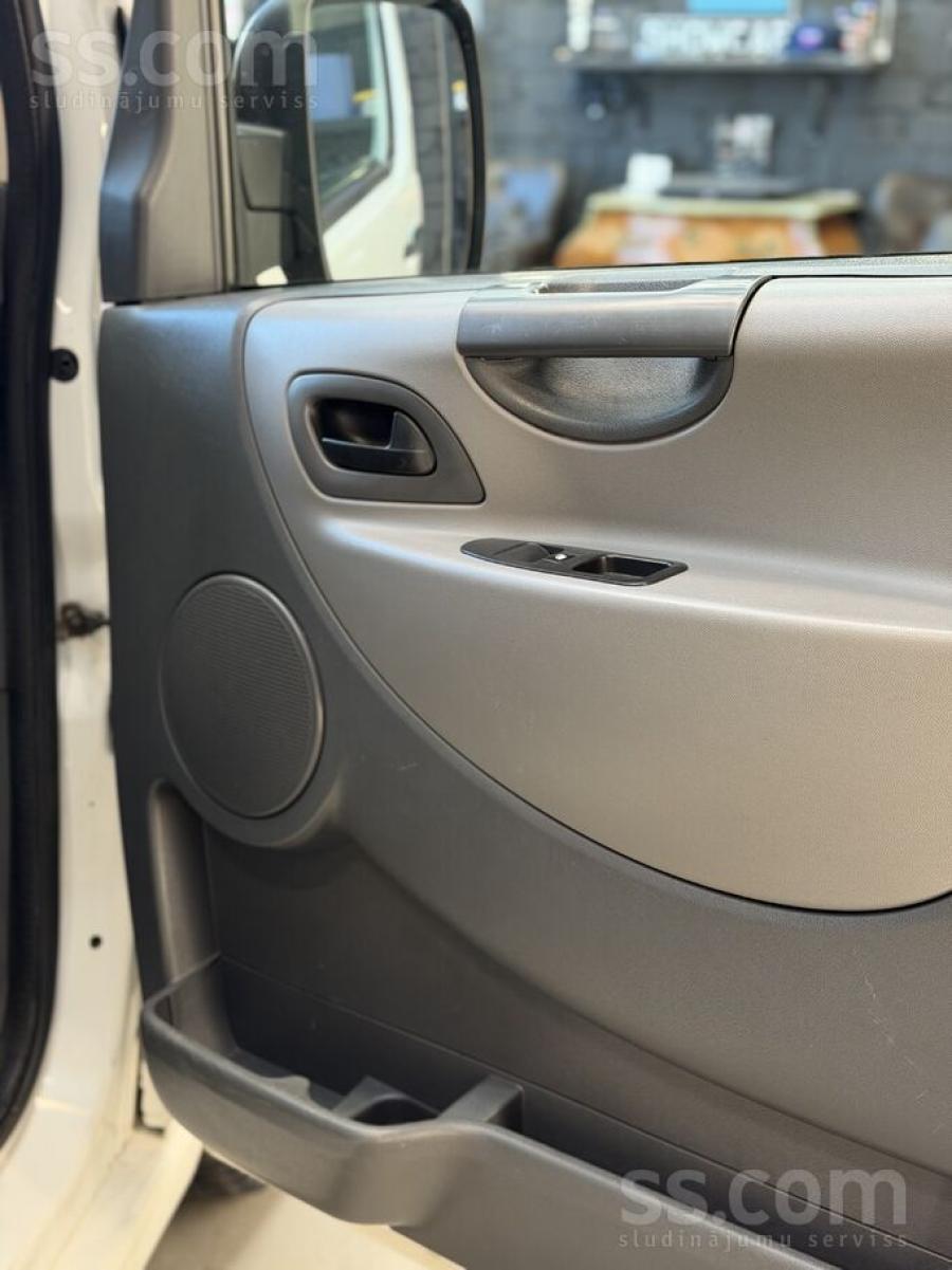 Balts Citroen Jumpy 2008 Liepāja, ar dzinēja tilpumu 2.00 L un nobraukumu 260 tūkst. km par 4000 €, foto 19 vietnē AUTOMOTO.COM.LV