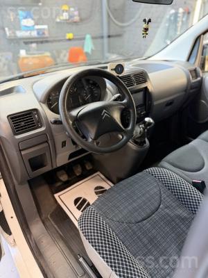 Balts Citroen Jumpy 2008 Liepāja, ar dzinēja tilpumu 2.00 L un nobraukumu 260 tūkst. km par 4000 €, foto 23 vietnē AUTOMOTO.COM.LV