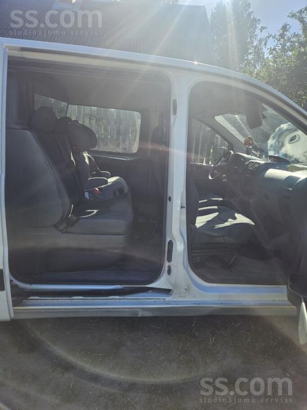 White Citroen Jumpy 2008 in Riga, with an engine capacity of 1.60 L and mileage of 170 thousand km for 1700 €, photo 5 on AUTOMOTO.COM.LV