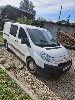 Balts Citroen Jumpy 2008 Rīga, ar dzinēja tilpumu 1.60 L un nobraukumu 170 tūkst. km par 2500 €, foto  vietnē AUTOMOTO.COM.LV