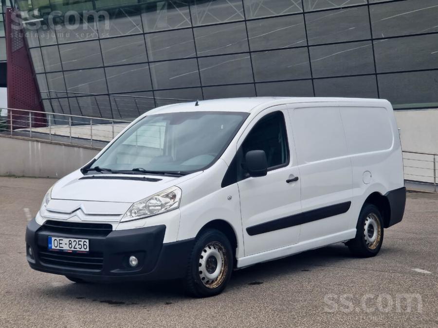White Citroen Jumpy 2009 in Riga, with an engine capacity of 2.00 L and mileage of 324 thousand km for 4250 €, photo 1 on AUTOMOTO.COM.LV