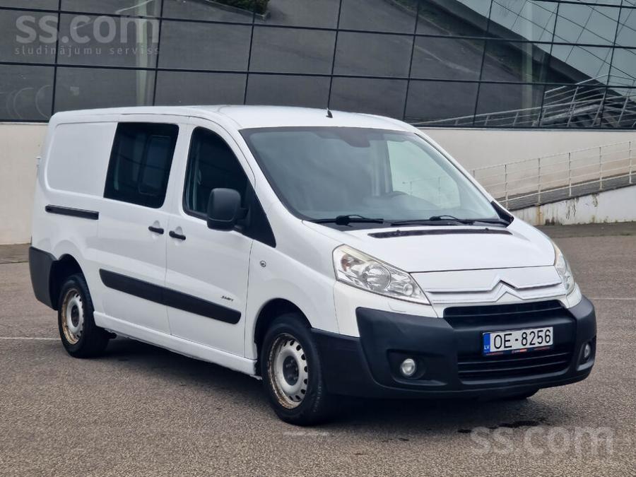 White Citroen Jumpy 2009 in Riga, with an engine capacity of 2.00 L and mileage of 324 thousand km for 4250 €, photo 3 on AUTOMOTO.COM.LV