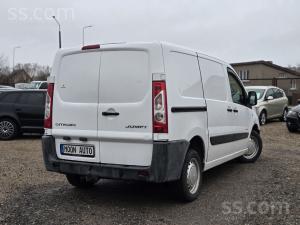 White Citroen Jumpy 2009 in Liepaja, with an engine capacity of 1.60 L and mileage of 0 thousand km for 4295 €, photo 2 on AUTOMOTO.COM.LV
