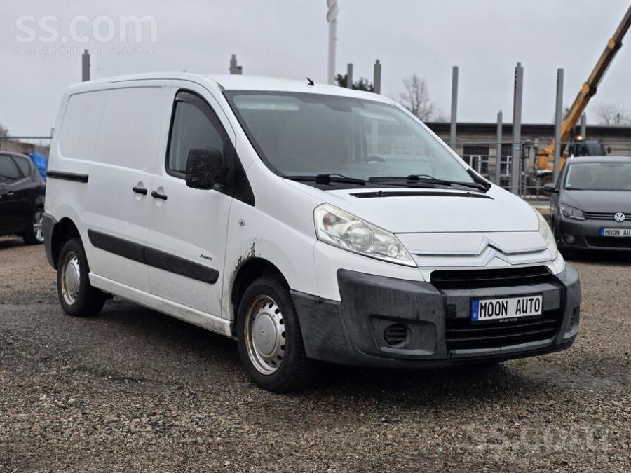 White Citroen Jumpy 2009 in Liepaja, with an engine capacity of 1.60 L and mileage of 0 thousand km for 4295 €, photo 4 on AUTOMOTO.COM.LV