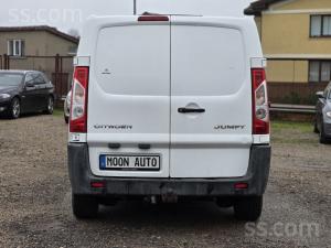 White Citroen Jumpy 2009 in Liepaja, with an engine capacity of 1.60 L and mileage of 0 thousand km for 4295 €, photo 7 on AUTOMOTO.COM.LV