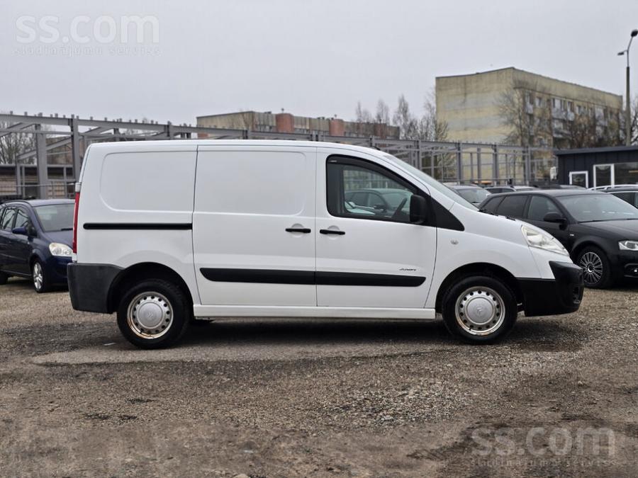 Белый Ситроен Jumpy 2009 в Лиепая, объемом двигателя 1.60 л и пробегом 164 тыс. км за 3800 €, фото 6 на AUTOMOTO.COM.LV