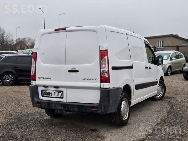 White Citroen Jumpy 2009 in Liepaja, with an engine capacity of 1.60 L and mileage of 164 thousand km for 3800 €, photo 2 on AUTOMOTO.COM.LV