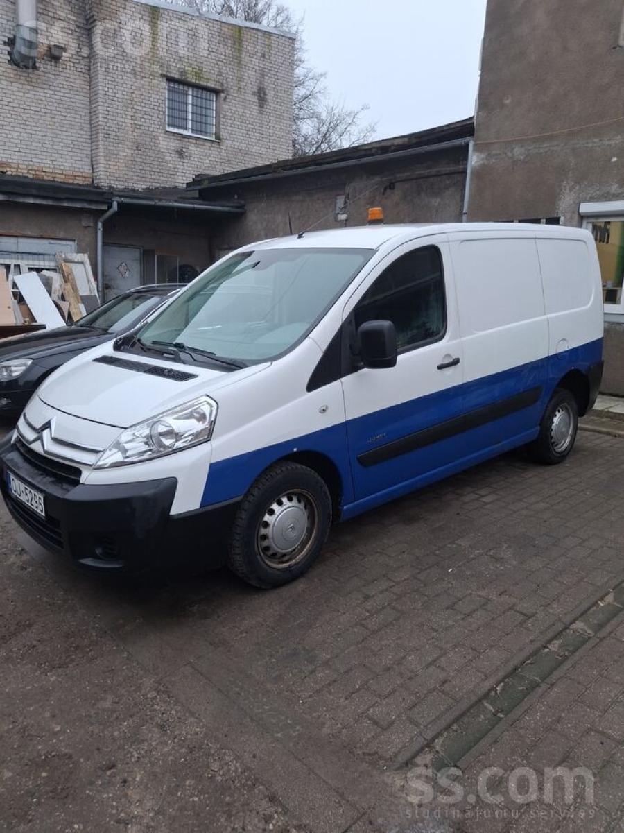 Balts Citroen Jumpy 2009 Rīga, ar dzinēja tilpumu 1.60 L un nobraukumu 287 tūkst. km par 1200 €, foto 1 vietnē AUTOMOTO.COM.LV