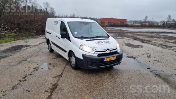White Citroen Jumpy 2012 in Rezekne, with an engine capacity of 2.00 L and mileage of 176 thousand km for 5900 €, photo 2 on AUTOMOTO.COM.LV