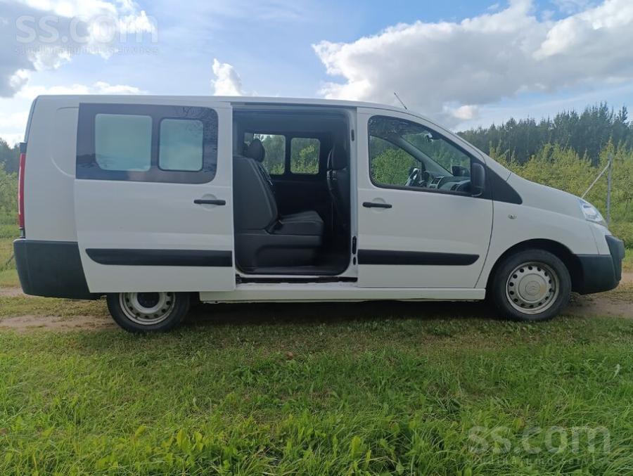 Белый Ситроен Jumpy 2015 в Валмиера, объемом двигателя 2.00 л и пробегом 209 тыс. км за 6600 €, фото 6 на AUTOMOTO.COM.LV