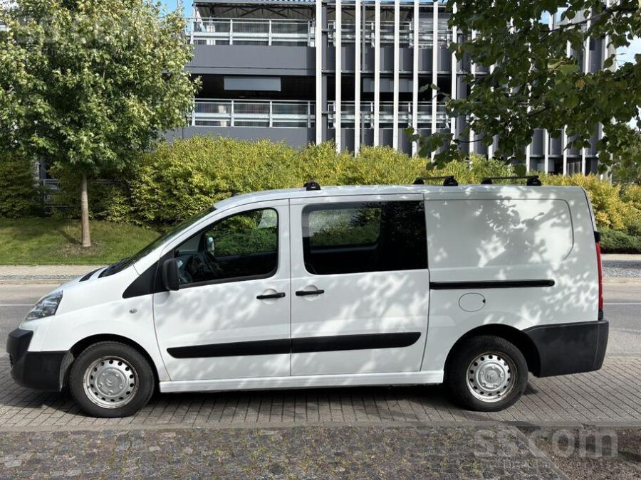 White Citroen Jumpy 2016 in Riga, with an engine capacity of 2.00 L and mileage of 102 thousand km for 4975 €, photo 7 on AUTOMOTO.COM.LV