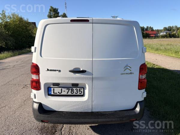 Balts Citroen Jumpy 2018 Rīga, ar dzinēja tilpumu 1.60 L un nobraukumu 131 tūkst. km par 8990 €, foto 4 vietnē AUTOMOTO.COM.LV