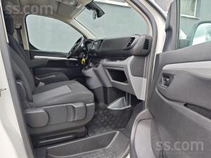 Balts Citroen Jumpy 2018 Ogre, ar dzinēja tilpumu 2.00 L un nobraukumu 184 tūkst. km par 11750 €, foto 9 vietnē AUTOMOTO.COM.LV