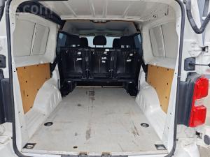 Balts Citroen Jumpy 2018 Ogre, ar dzinēja tilpumu 2.00 L un nobraukumu 184 tūkst. km par 11750 €, foto 11 vietnē AUTOMOTO.COM.LV