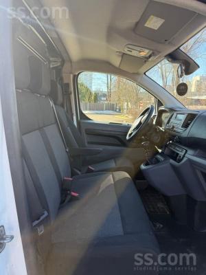 Balts Citroen Jumpy 2018 Rīga, ar dzinēja tilpumu 1.60 L un nobraukumu 93 tūkst. km par 8300 €, foto 6 vietnē AUTOMOTO.COM.LV