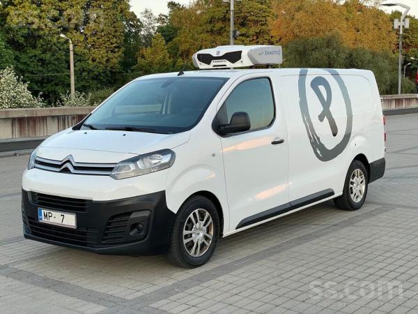 White Citroen Jumpy 2019 in Riga, with an engine capacity of 2.00 L and mileage of 198 thousand km for 13900 €, photo 1 on AUTOMOTO.COM.LV