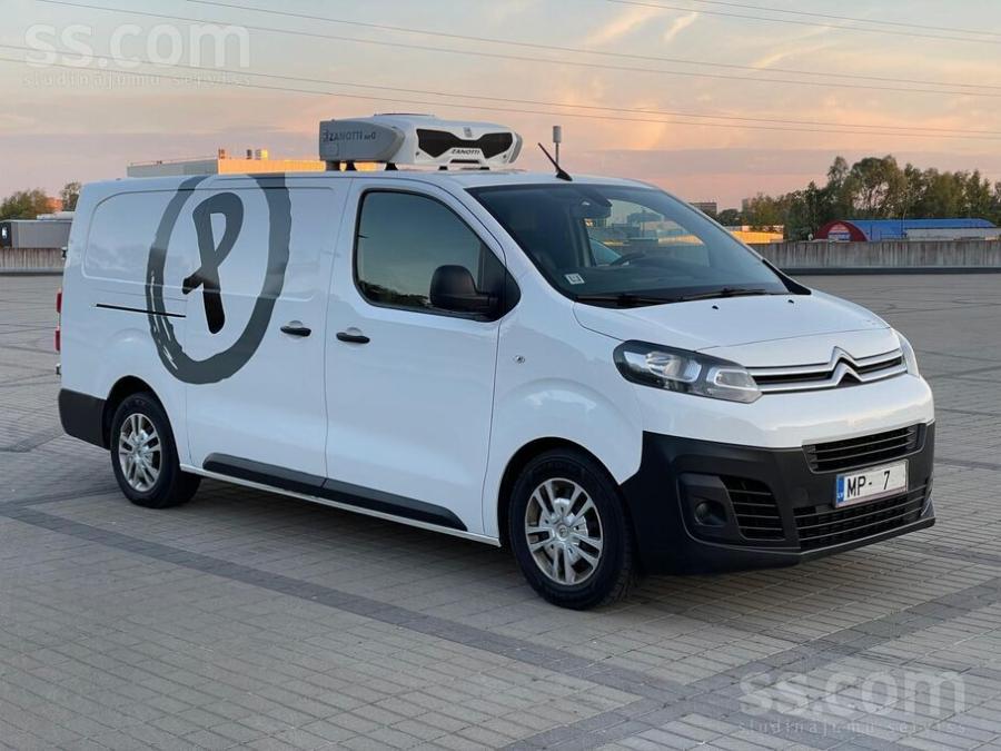 White Citroen Jumpy 2019 in Riga, with an engine capacity of 2.00 L and mileage of 198 thousand km for 13900 €, photo 2 on AUTOMOTO.COM.LV