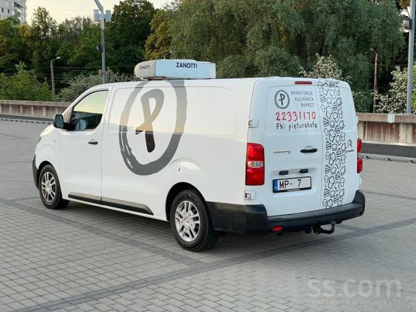 White Citroen Jumpy 2019 in Riga, with an engine capacity of 2.00 L and mileage of 198 thousand km for 13900 €, photo 3 on AUTOMOTO.COM.LV