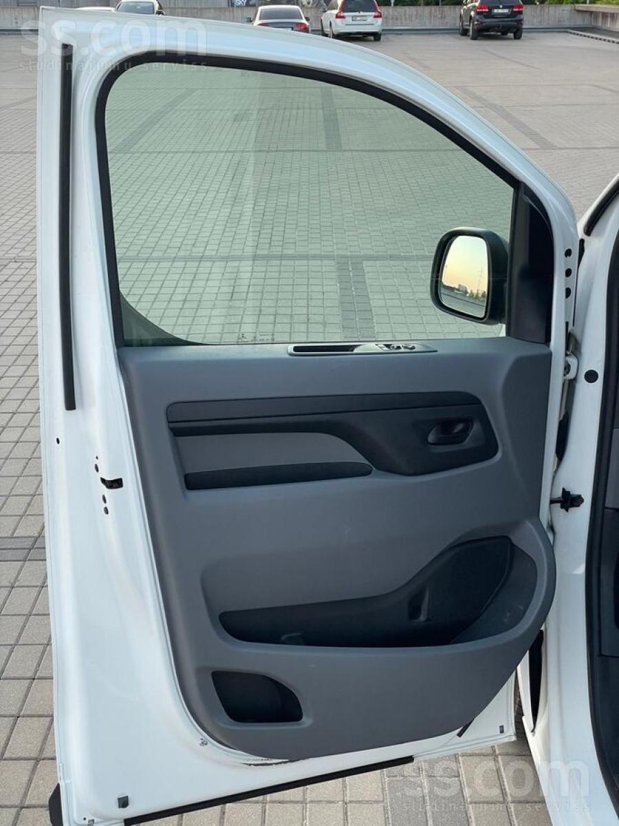 Balts Citroen Jumpy 2019 Rīga, ar dzinēja tilpumu 2.00 L un nobraukumu 198 tūkst. km par 13500 €, foto 6 vietnē AUTOMOTO.COM.LV