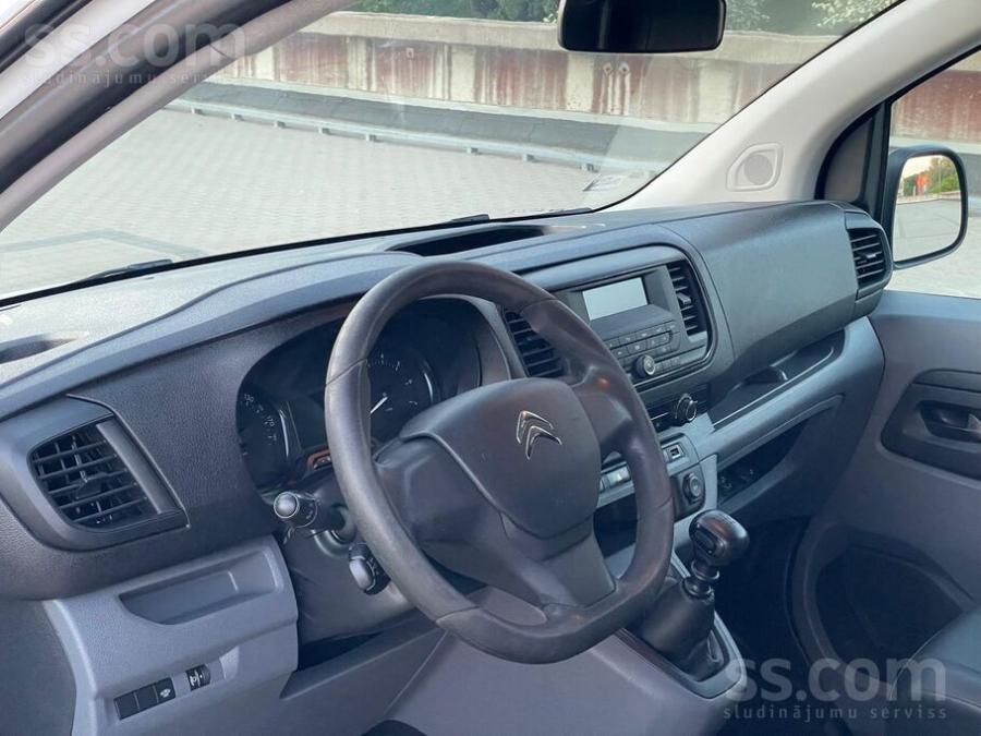 Balts Citroen Jumpy 2019 Rīga, ar dzinēja tilpumu 2.00 L un nobraukumu 198 tūkst. km par 13500 €, foto 8 vietnē AUTOMOTO.COM.LV
