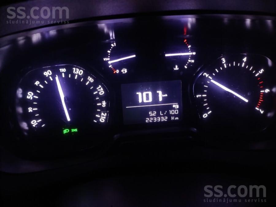 Balts Citroen Jumpy 2020 Rīga, ar dzinēja tilpumu 1.50 L un nobraukumu 223 tūkst. km par 8600 €, foto 10 vietnē AUTOMOTO.COM.LV