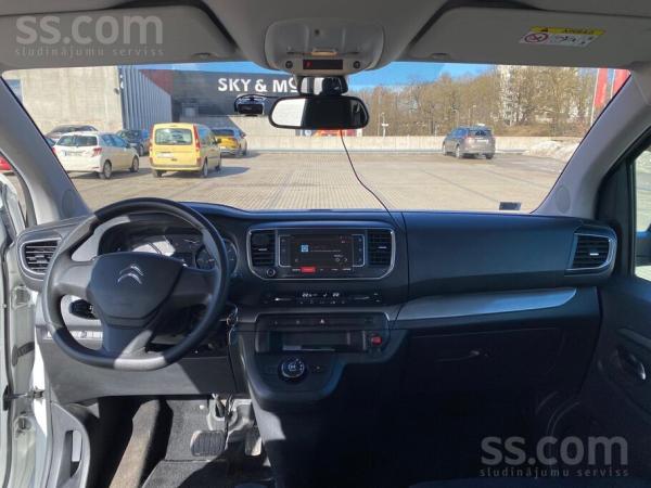 White Citroen Jumpy 2020 in Riga, with an engine capacity of 2.00 L and mileage of 145 thousand km for 19900 €, photo 8 on AUTOMOTO.COM.LV