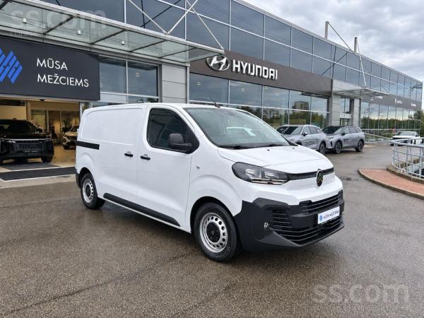 White Citroen Jumpy 2026 in Riga, with an engine capacity of 2.20 L and mileage of 0 thousand km for 32400 €, photo 4 on AUTOMOTO.COM.LV