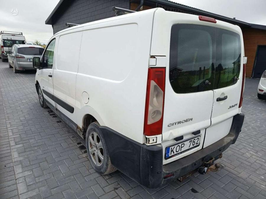Balts Citroen Jumpy 2007 Panevēža, ar dzinēja tilpumu 2.00 L un nobraukumu 320 tūkst. km par 1350 €, foto 5 vietnē AUTOMOTO.COM.LV