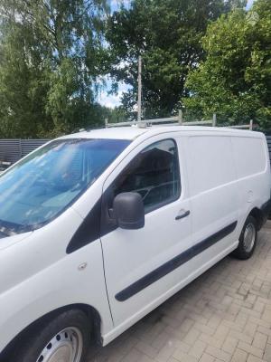 White Citroen Jumpy 2010 in Panevezys, with an engine capacity of 2.00 L and mileage of 303 thousand km for 2799 €, photo 3 on AUTOMOTO.COM.LV